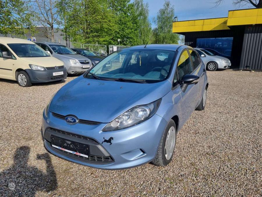 Zils Ford Fiesta 2011 Kauņa, ar dzinēja tilpumu 1.60 L un nobraukumu 270 tūkst. km par 1800 €, foto 5 vietnē AUTOMOTO.COM.LV