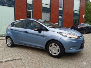 Blue Ford Fiesta 2011 in Vilnius, with an engine capacity of 1.56 L and mileage of 240 thousand km for 1590 €, photo 3 on AUTOMOTO.COM.LV