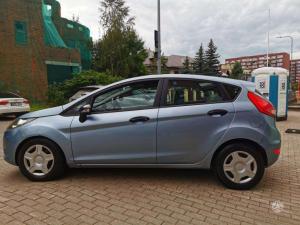 Blue Ford Fiesta 2011 in Vilnius, with an engine capacity of 1.56 L and mileage of 240 thousand km for 1590 €, photo 4 on AUTOMOTO.COM.LV