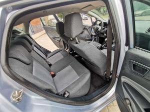 Blue Ford Fiesta 2011 in Vilnius, with an engine capacity of 1.56 L and mileage of 240 thousand km for 1590 €, photo 20 on AUTOMOTO.COM.LV