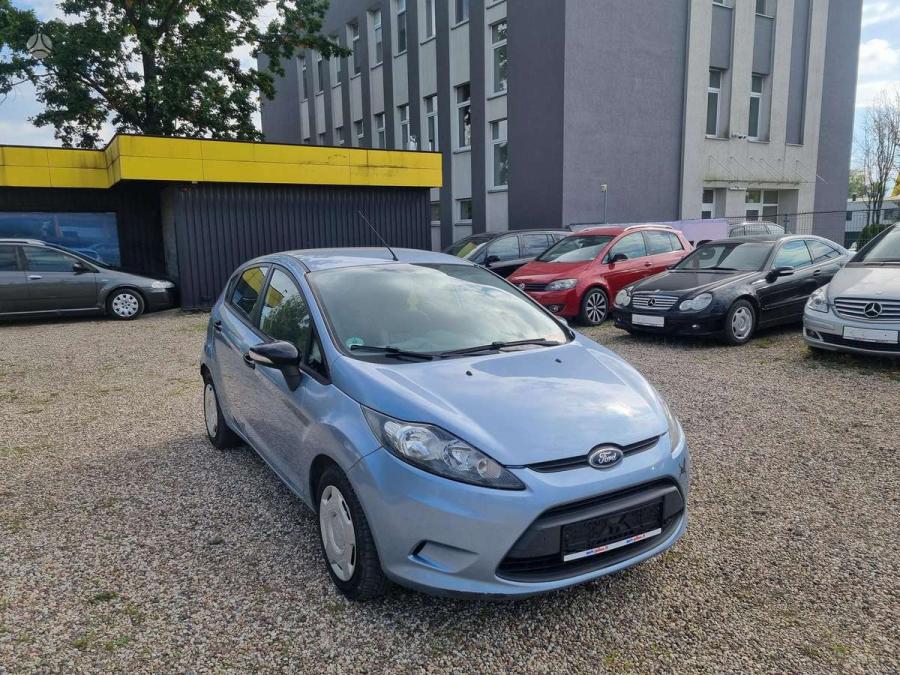Blue Ford Fiesta 2011 in Kaunas, with an engine capacity of 1.60 L and mileage of 270 thousand km for 1750 €, photo 1 on AUTOMOTO.COM.LV