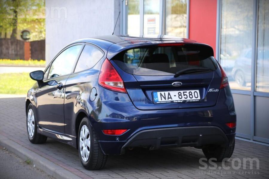 Blue Ford Fiesta 2012 in Riga, with an engine capacity of 1.60 L and mileage of 297 thousand km for 1895 €, photo 6 on AUTOMOTO.COM.LV