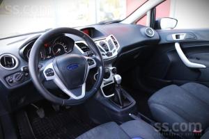 Blue Ford Fiesta 2012 in Riga, with an engine capacity of 1.60 L and mileage of 297 thousand km for 1895 €, photo 9 on AUTOMOTO.COM.LV