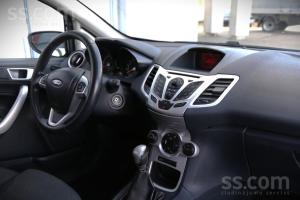 Blue Ford Fiesta 2012 in Riga, with an engine capacity of 1.60 L and mileage of 297 thousand km for 1895 €, photo 11 on AUTOMOTO.COM.LV