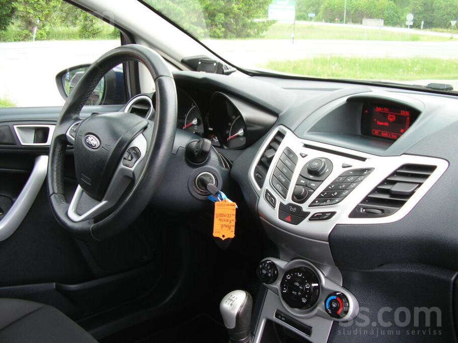 Zils Ford Fiesta 2012 Rīga, ar dzinēja tilpumu 1.60 L un nobraukumu 0 tūkst. km par 4650 €, foto 27 vietnē AUTOMOTO.COM.LV