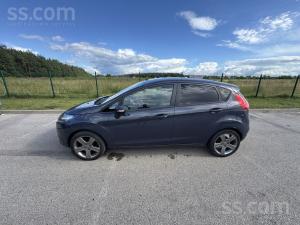 Blue Ford Fiesta 2012 in Riga, with an engine capacity of 1.20 L and mileage of 209 thousand km for 2500 €, photo 4 on AUTOMOTO.COM.LV