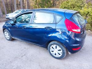 Zils Ford Fiesta 2012 Utena, ar dzinēja tilpumu 1.60 L un nobraukumu 262 tūkst. km par 2750 €, foto 3 vietnē AUTOMOTO.COM.LV