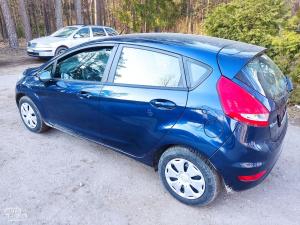 Zils Ford Fiesta 2012 Utena, ar dzinēja tilpumu 1.60 L un nobraukumu 262 tūkst. km par 2750 €, foto 4 vietnē AUTOMOTO.COM.LV
