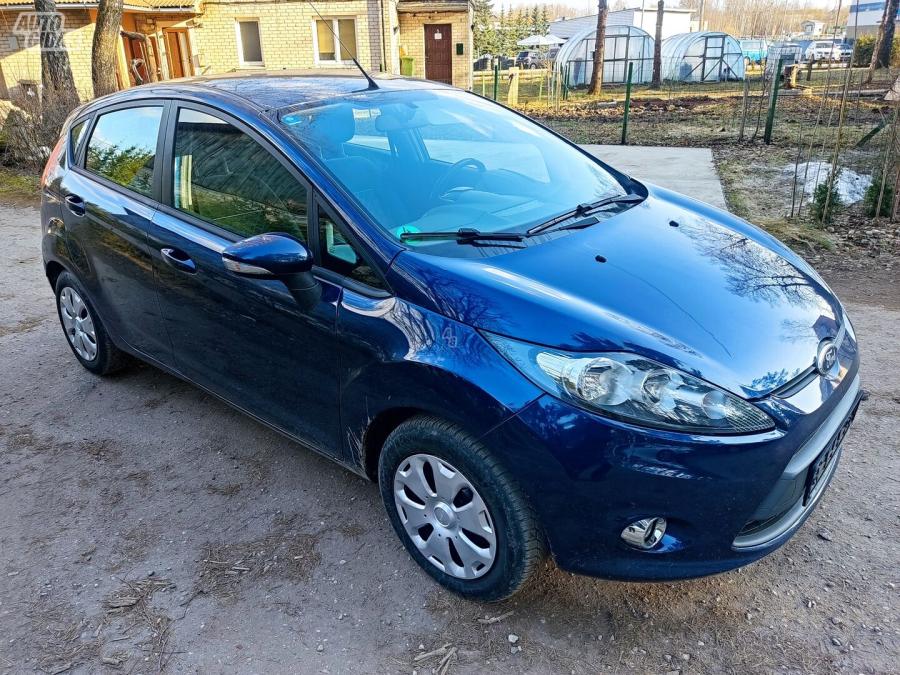 Zils Ford Fiesta 2012 Utena, ar dzinēja tilpumu 1.60 L un nobraukumu 262 tūkst. km par 2750 €, foto 16 vietnē AUTOMOTO.COM.LV