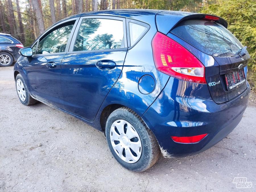 Zils Ford Fiesta 2012 Utena, ar dzinēja tilpumu 1.60 L un nobraukumu 262 tūkst. km par 2750 €, foto 20 vietnē AUTOMOTO.COM.LV