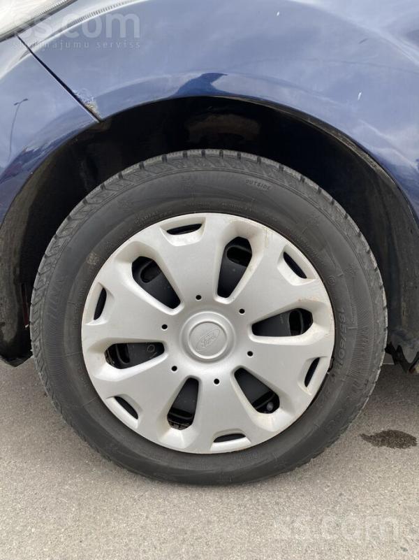 Zils Ford Fiesta 2012 Rīga, ar dzinēja tilpumu 1.20 L un nobraukumu 214 tūkst. km par 2200 €, foto 5 vietnē AUTOMOTO.COM.LV