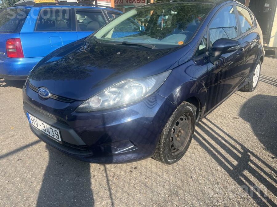 Blue Ford Fiesta 2012 in Riga, with an engine capacity of 1.30 L and mileage of 0 thousand km for 1490 €, photo 5 on AUTOMOTO.COM.LV