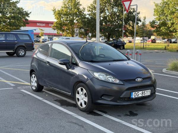 Zils Ford Fiesta 2012 Rīga, ar dzinēja tilpumu 1.20 L un nobraukumu 200 tūkst. km par 1450 €, foto 4 vietnē AUTOMOTO.COM.LV