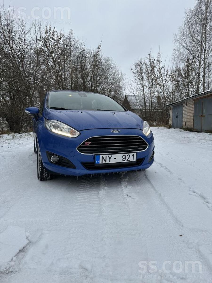 Blue Ford Fiesta 2013 in Preili, with an engine capacity of 1.60 L and mileage of 270 thousand km for 4150 €, photo 2 on AUTOMOTO.COM.LV