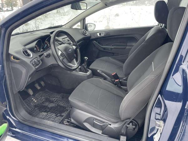 Blue Ford Fiesta 2013 in Vilnius, with an engine capacity of 1.24 L and mileage of 90 thousand km for 3750 €, photo 8 on AUTOMOTO.COM.LV