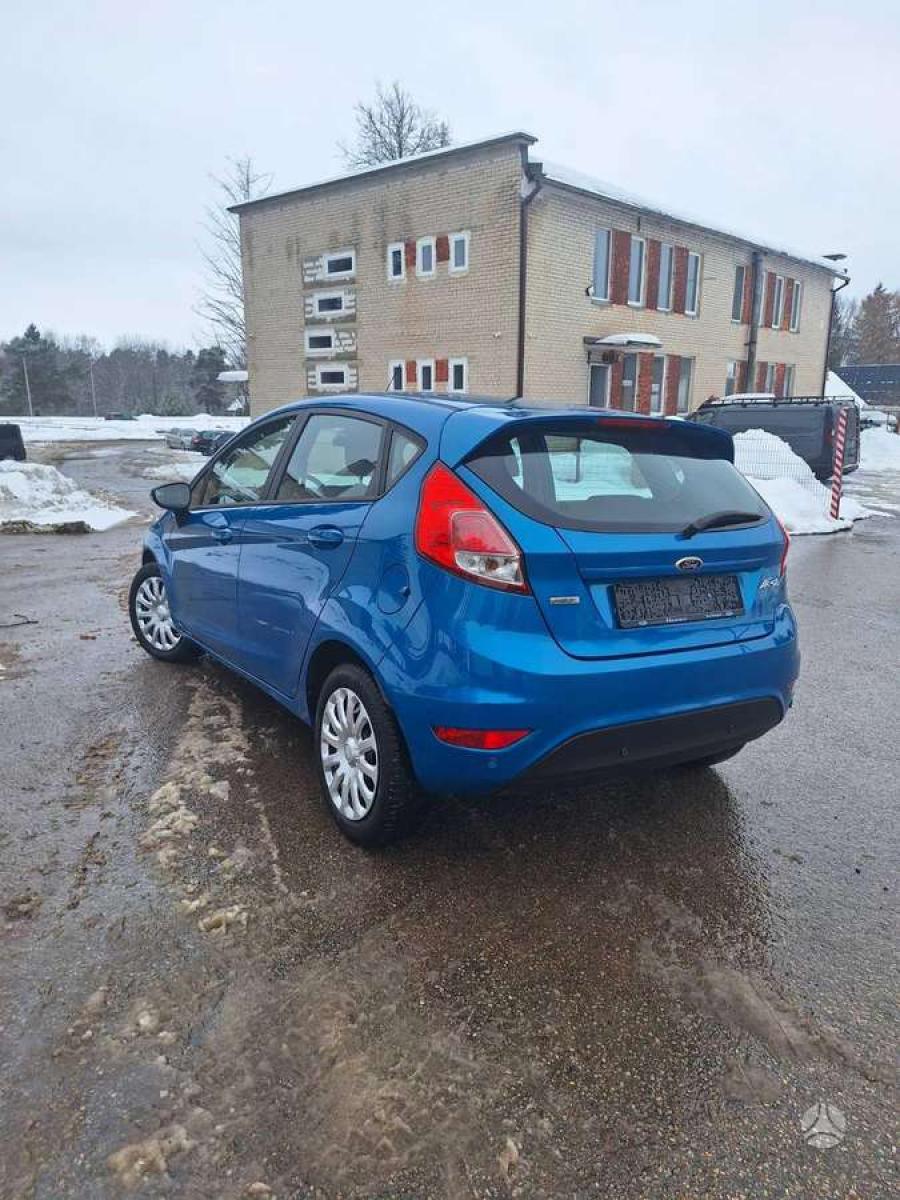 Blue Ford Fiesta 2013 in Utena, with an engine capacity of 1.00 L and mileage of 96 thousand km for 4500 €, photo 6 on AUTOMOTO.COM.LV