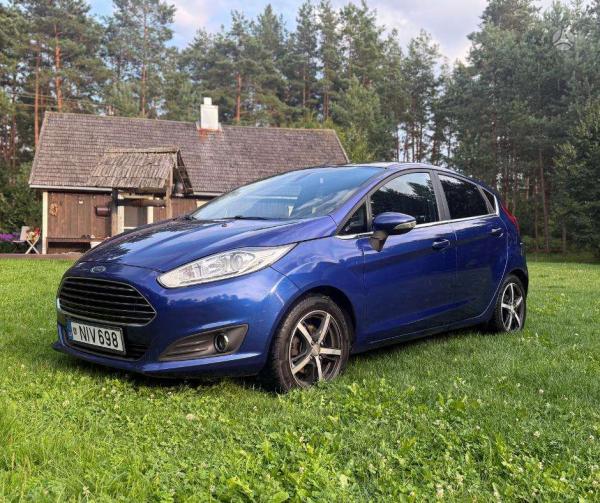 Ford Fiesta 2013 Viļņa vietnē Zils Ford Fiesta 2013 Viļņa, ar dzinēja tilpumu 1.56 L un nobraukumu 183 tūkst. km par 3200 €, foto 1 vietnē AUTOMOTO.COM.LV