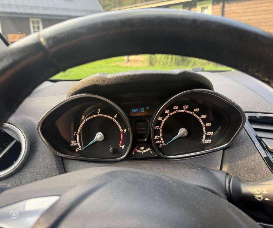 Blue Ford Fiesta 2013 in Vilnius, with an engine capacity of 1.56 L and mileage of 183 thousand km for 3200 €, photo 11 on AUTOMOTO.COM.LV