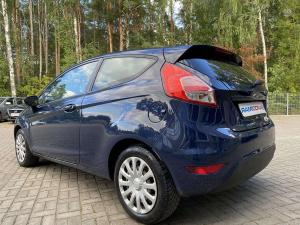 Blue Ford Fiesta 2013 in Jonava, with an engine capacity of 1.24 L and mileage of 180 thousand km for 2500 €, photo 6 on AUTOMOTO.COM.LV