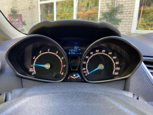 Blue Ford Fiesta 2013 in Jonava, with an engine capacity of 1.24 L and mileage of 180 thousand km for 2500 €, photo 9 on AUTOMOTO.COM.LV