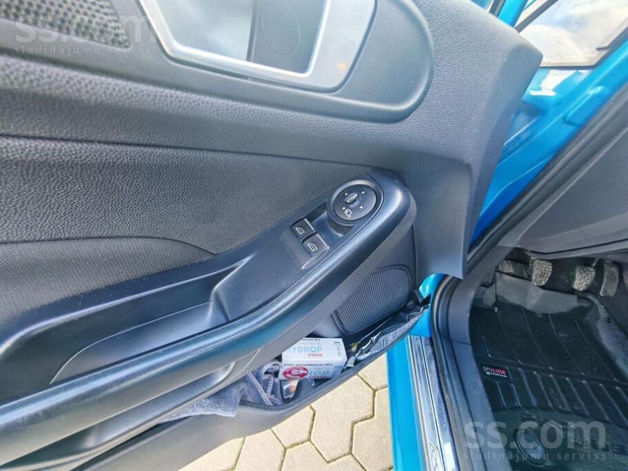 Zils Ford Fiesta 2014 Rīga, ar dzinēja tilpumu 1.00 L un nobraukumu 134 tūkst. km par 4599 €, foto 14 vietnē AUTOMOTO.COM.LV