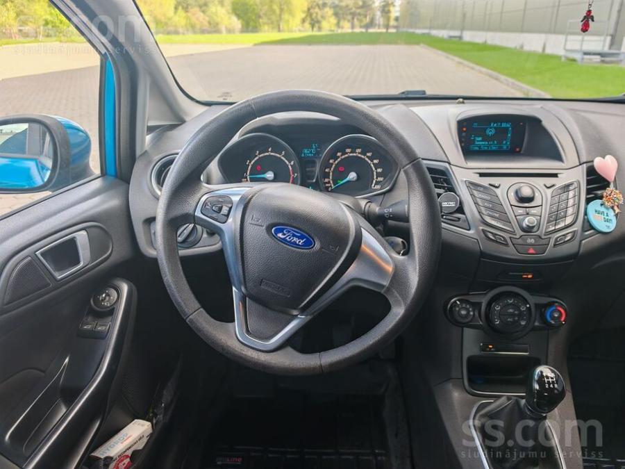 Zils Ford Fiesta 2014 Rīga, ar dzinēja tilpumu 1.00 L un nobraukumu 134 tūkst. km par 4599 €, foto 19 vietnē AUTOMOTO.COM.LV