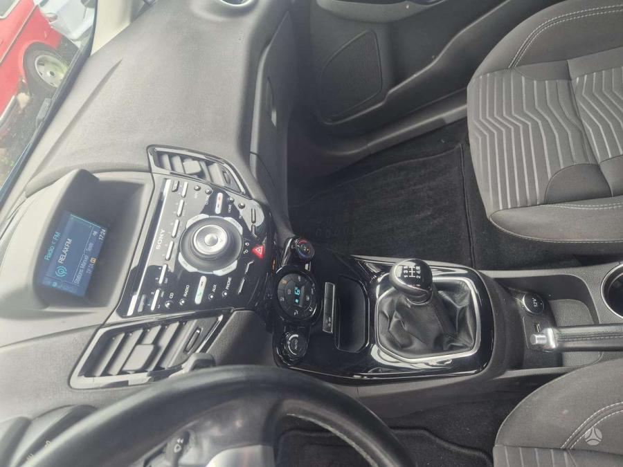 Blue Ford Fiesta 2014 in Raseiniai, with an engine capacity of 1.56 L and mileage of 184 thousand km for 3450 €, photo 12 on AUTOMOTO.COM.LV