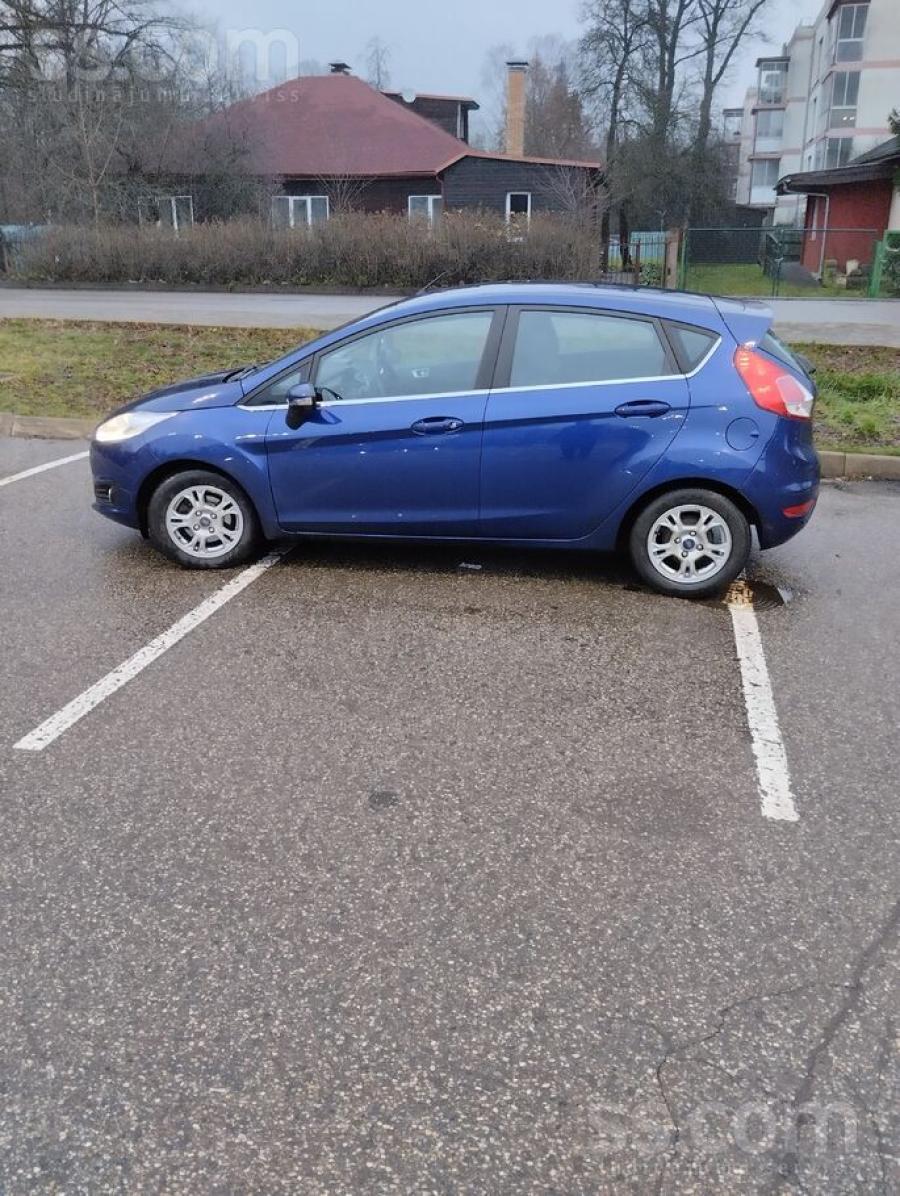 Blue Ford Fiesta 2015 in Riga, with an engine capacity of 1.50 L and mileage of 203 thousand km for 3199 €, photo 1 on AUTOMOTO.COM.LV