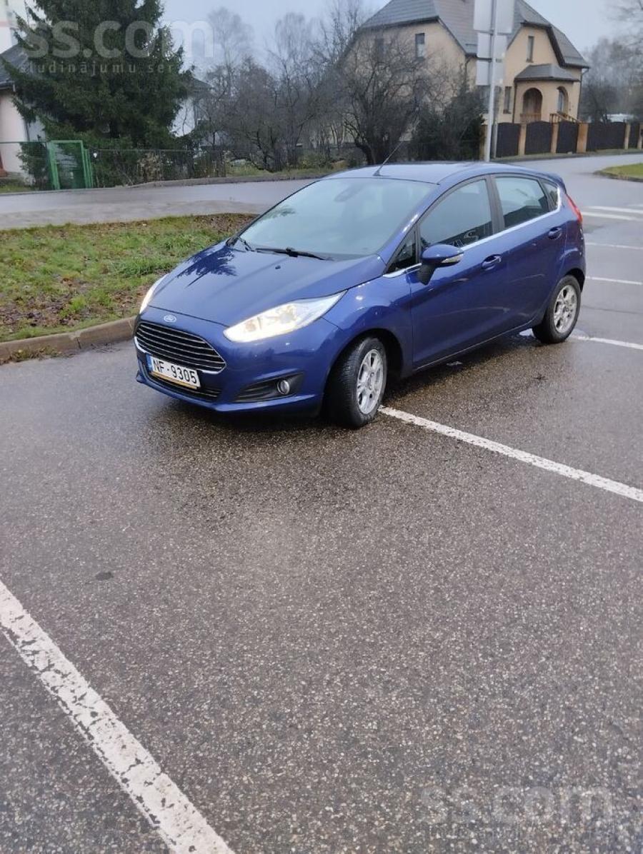 Blue Ford Fiesta 2015 in Riga, with an engine capacity of 1.50 L and mileage of 203 thousand km for 3199 €, photo 3 on AUTOMOTO.COM.LV