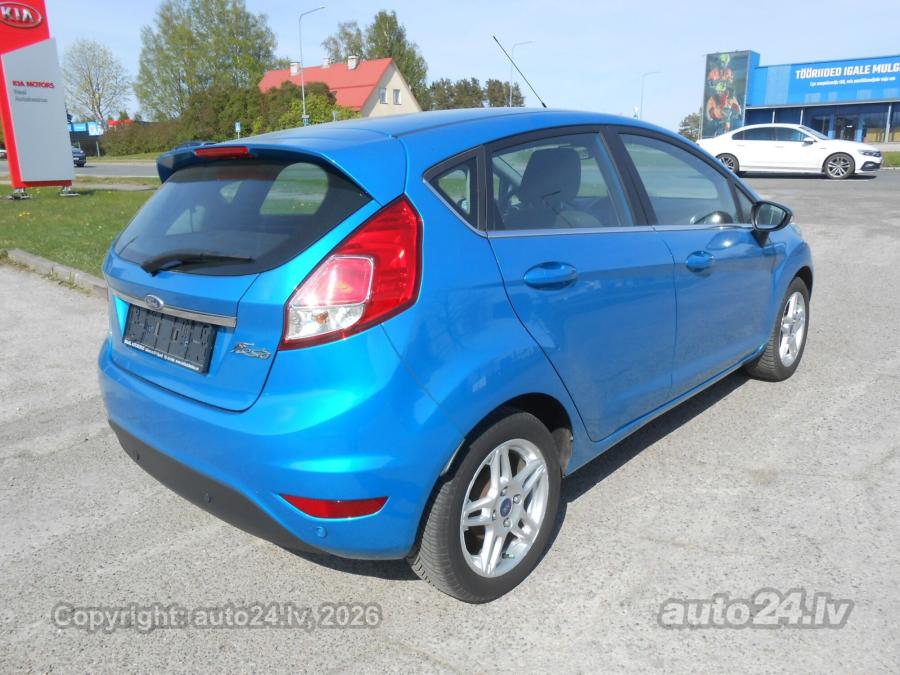 Zils Ford Fiesta 2015 Viljandi, ar dzinēja tilpumu 1.60 L un nobraukumu 157 tūkst. km par 5990 €, foto 3 vietnē AUTOMOTO.COM.LV