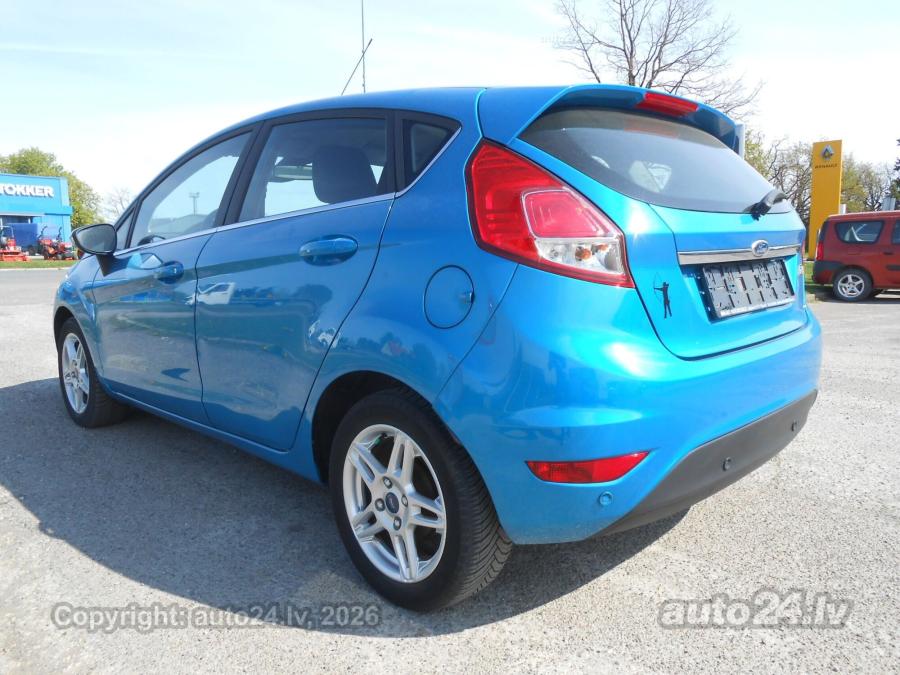 Zils Ford Fiesta 2015 Viljandi, ar dzinēja tilpumu 1.60 L un nobraukumu 157 tūkst. km par 5990 €, foto 5 vietnē AUTOMOTO.COM.LV