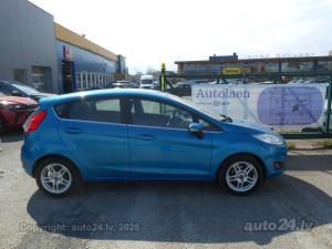 Zils Ford Fiesta 2015 Viljandi, ar dzinēja tilpumu 1.60 L un nobraukumu 157 tūkst. km par 5990 €, foto 18 vietnē AUTOMOTO.COM.LV