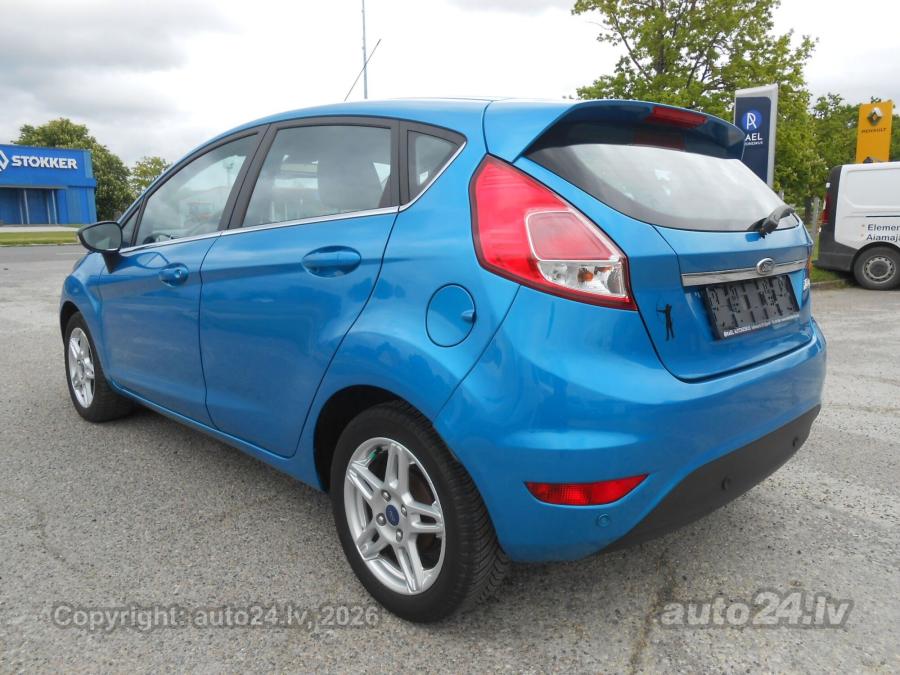 Blue Ford Fiesta 2015 in Viljandi, with an engine capacity of 1.60 L and mileage of 157 thousand km for 5990 €, photo 5 on AUTOMOTO.COM.LV