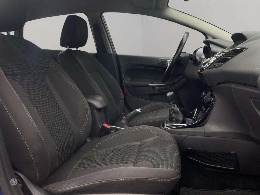 Blue Ford Fiesta 2015 in Vilnius, with an engine capacity of 1.50 L and mileage of 209 thousand km for 4999 €, photo 9 on AUTOMOTO.COM.LV