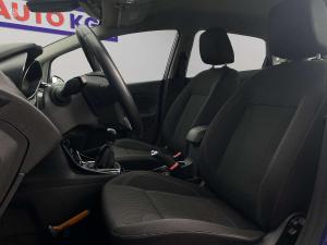 Blue Ford Fiesta 2015 in Vilnius, with an engine capacity of 1.50 L and mileage of 209 thousand km for 4999 €, photo 15 on AUTOMOTO.COM.LV