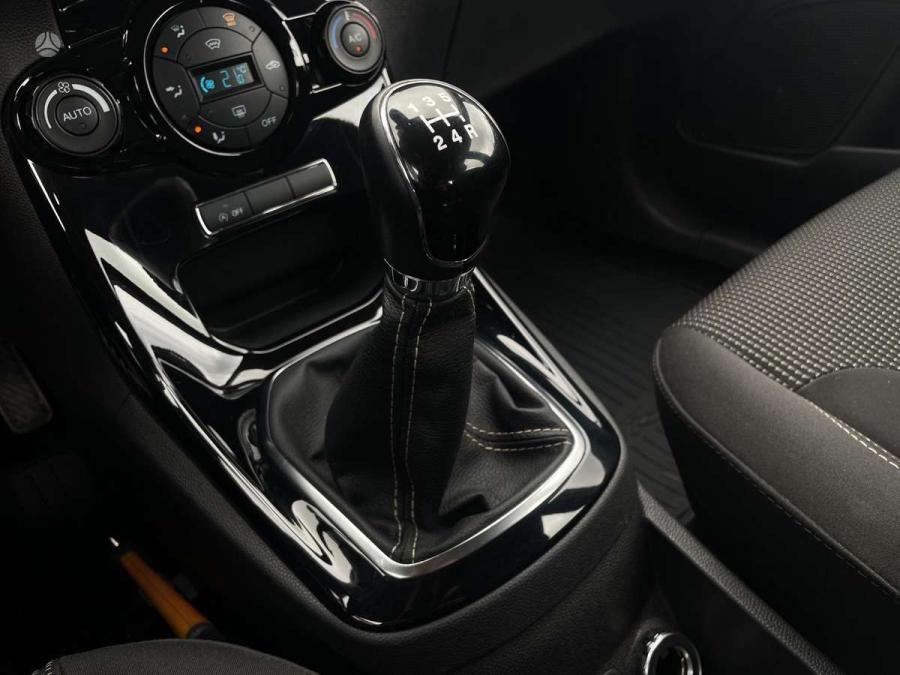 Blue Ford Fiesta 2015 in Vilnius, with an engine capacity of 1.50 L and mileage of 209 thousand km for 4999 €, photo 16 on AUTOMOTO.COM.LV