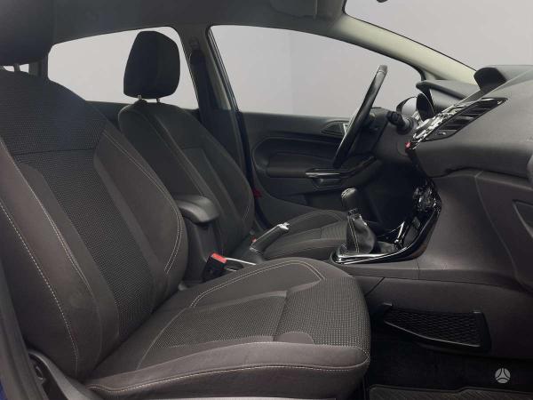 Zils Ford Fiesta 2015 Viļņa, ar dzinēja tilpumu 1.50 L un nobraukumu 209 tūkst. km par 4999 €, foto 9 vietnē AUTOMOTO.COM.LV