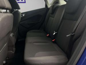 Blue Ford Fiesta 2015 in Vilnius, with an engine capacity of 1.50 L and mileage of 209 thousand km for 4999 €, photo 12 on AUTOMOTO.COM.LV