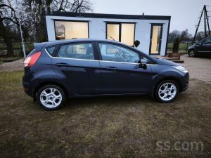 Zils Ford Fiesta 2016 Kuldīga, ar dzinēja tilpumu 1.50 L un nobraukumu 189 tūkst. km par 6850 €, foto 12 vietnē AUTOMOTO.COM.LV