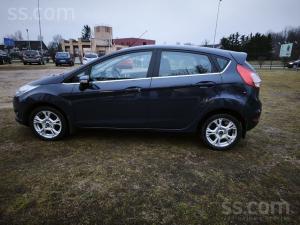 Zils Ford Fiesta 2016 Kuldīga, ar dzinēja tilpumu 1.50 L un nobraukumu 189 tūkst. km par 6850 €, foto 13 vietnē AUTOMOTO.COM.LV