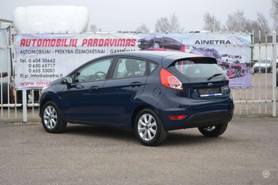 Zils Ford Fiesta 2016 Marijampole, ar dzinēja tilpumu 1.24 L un nobraukumu 148 tūkst. km par 4950 €, foto 2 vietnē AUTOMOTO.COM.LV