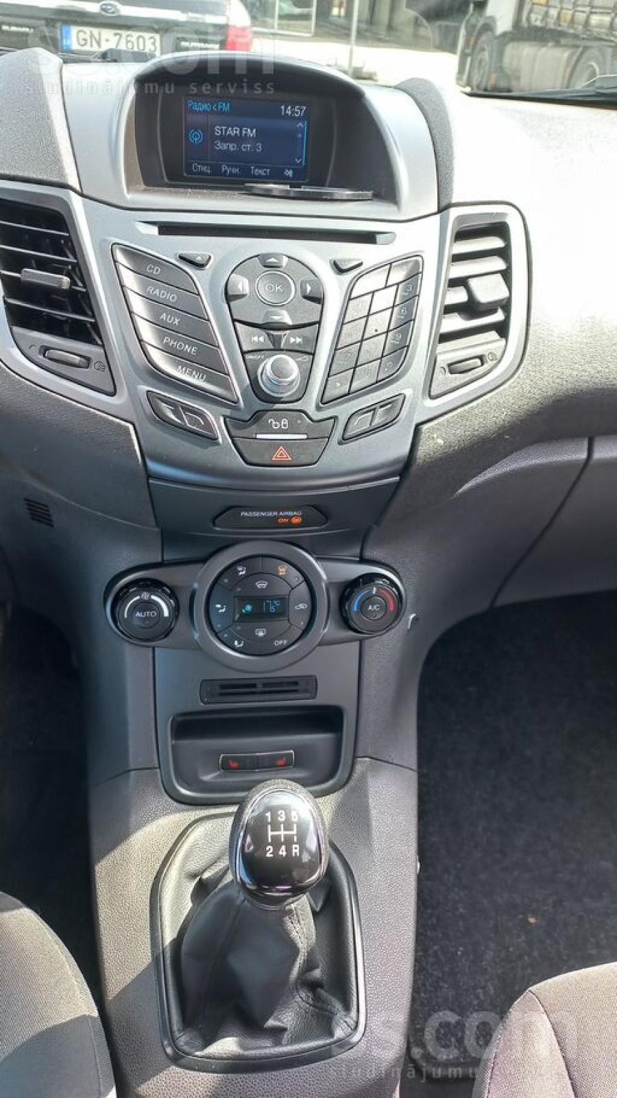 Zils Ford Fiesta 2016 Valmiera, ar dzinēja tilpumu 1.00 L un nobraukumu 101 tūkst. km par 5800 €, foto 5 vietnē AUTOMOTO.COM.LV