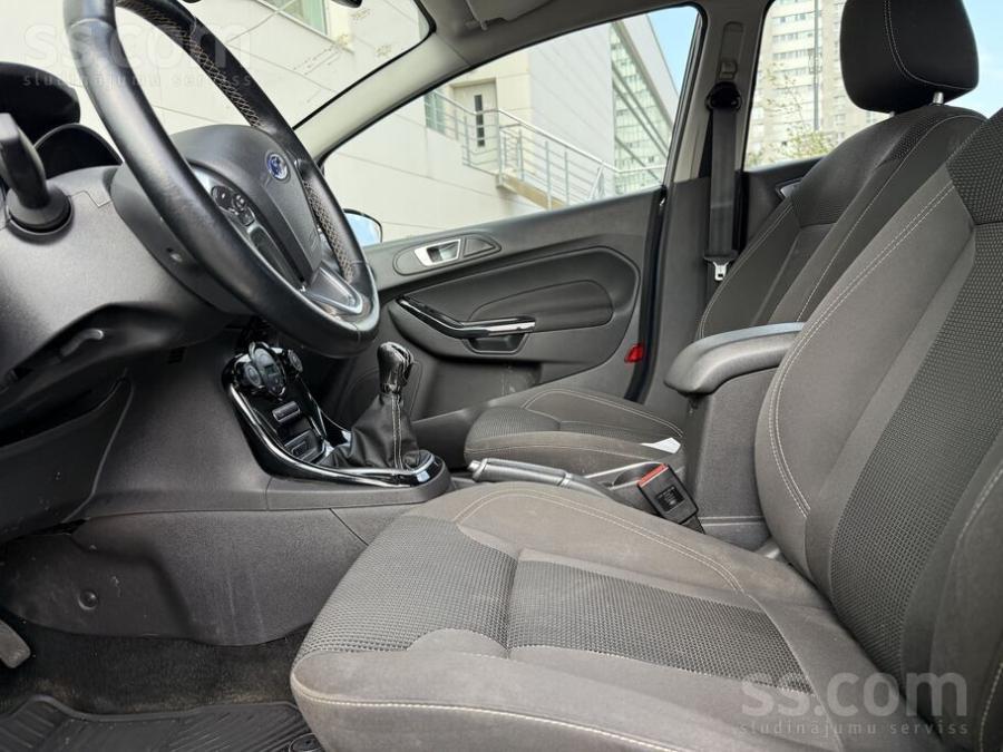 Zils Ford Fiesta 2016 Rīga, ar dzinēja tilpumu 1.00 L un nobraukumu 0 tūkst. km par 2990 €, foto 7 vietnē AUTOMOTO.COM.LV