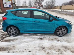 Zils Ford Fiesta 2018 Kauņa, ar dzinēja tilpumu 1.00 L un nobraukumu 96 tūkst. km par 6200 €, foto 6 vietnē AUTOMOTO.COM.LV