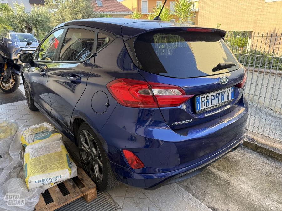 Zils Ford Fiesta 2018 Utena, ar dzinēja tilpumu 1.50 L un nobraukumu 228 tūkst. km par 5650 €, foto 4 vietnē AUTOMOTO.COM.LV