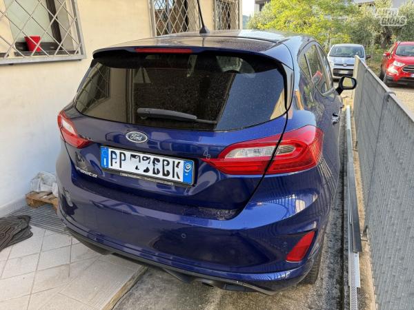 Blue Ford Fiesta 2018 in Utena, with an engine capacity of 1.50 L and mileage of 228 thousand km for 5650 €, photo 5 on AUTOMOTO.COM.LV