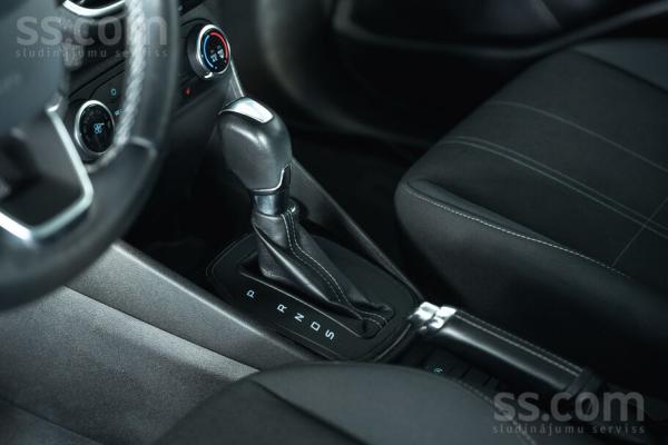 Zils Ford Fiesta 2018 Rīga, ar dzinēja tilpumu 1.00 L un nobraukumu 64 tūkst. km par 9990 €, foto 10 vietnē AUTOMOTO.COM.LV
