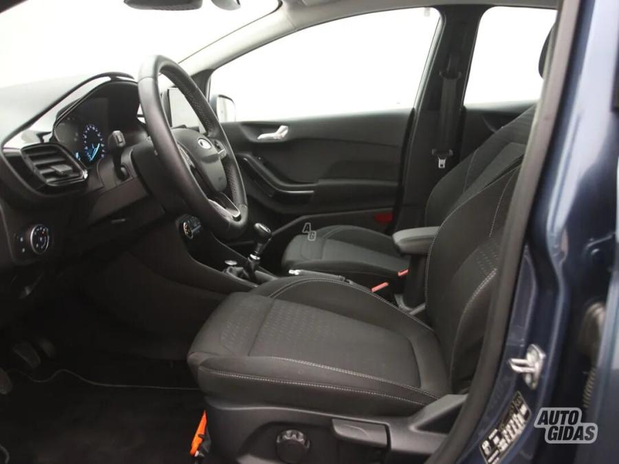 Blue Ford Fiesta 2019 in Vilnius, with an engine capacity of 1.00 L and mileage of 131 thousand km for 8599 €, photo 5 on AUTOMOTO.COM.LV