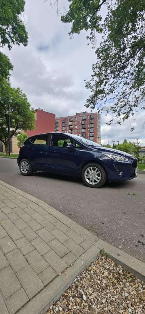 Blue Ford Fiesta 2019 in Kaunas, with an engine capacity of 1.08 L and mileage of 100 thousand km for 5550 €, photo 4 on AUTOMOTO.COM.LV