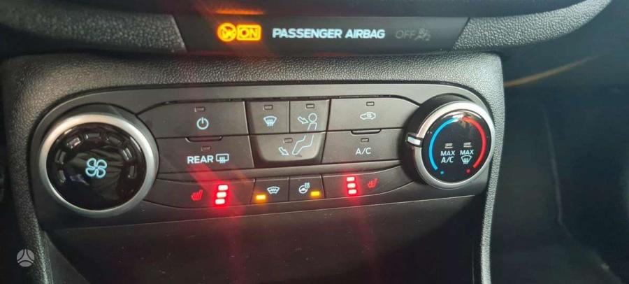 Blue Ford Fiesta 2019 in Kaunas, with an engine capacity of 1.08 L and mileage of 102 thousand km for 5450 €, photo 10 on AUTOMOTO.COM.LV